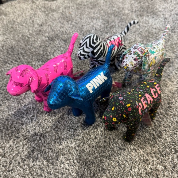 PINK Victoria's Secret | Accents | Victoria Secret Pink Dogs Set Of 5 ...